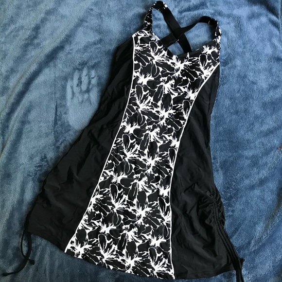 Swim | Monochrome Panel One Piece Bathing Suit Medium Nwt | Poshmark